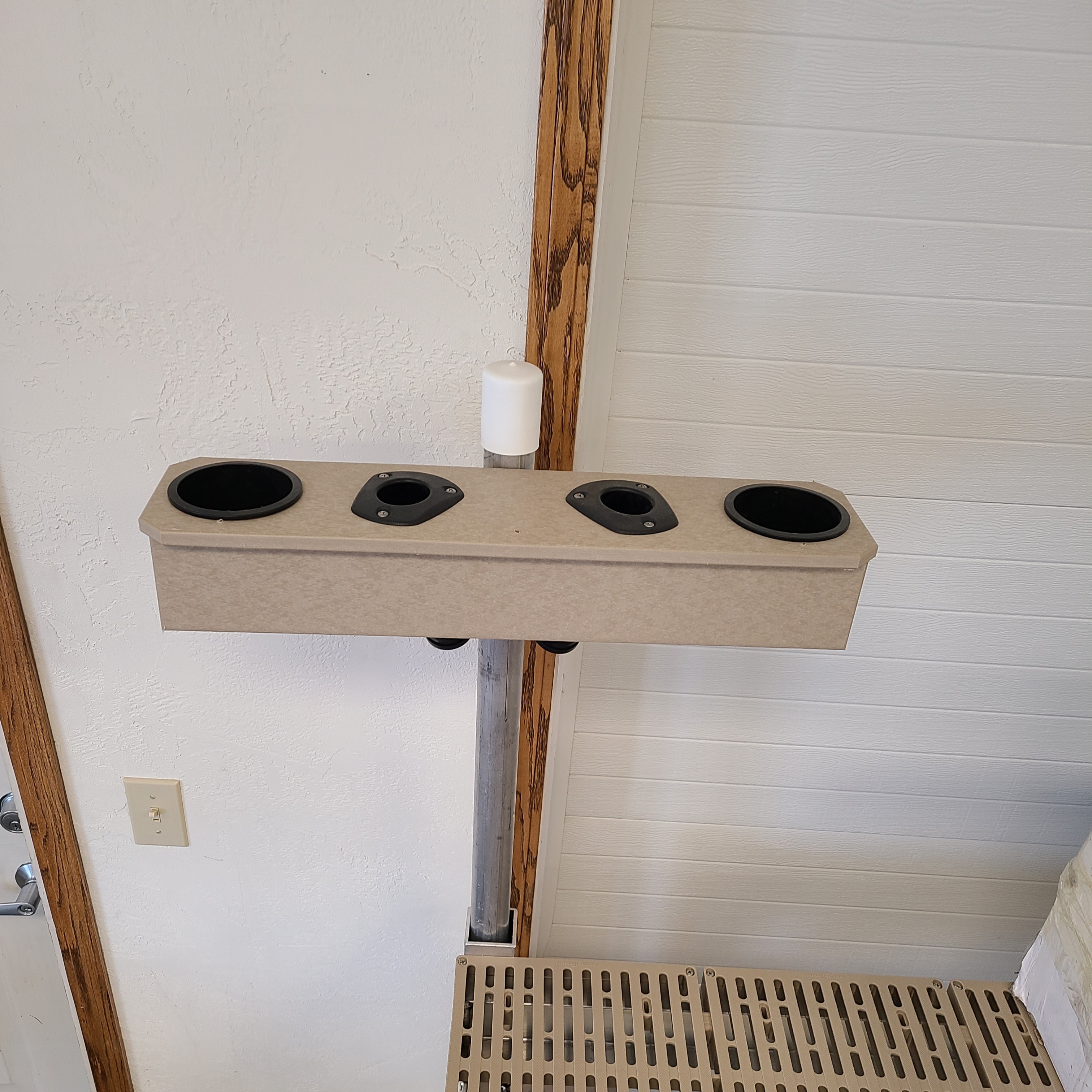 Universal Deluxe Rod Holder, Easy Way